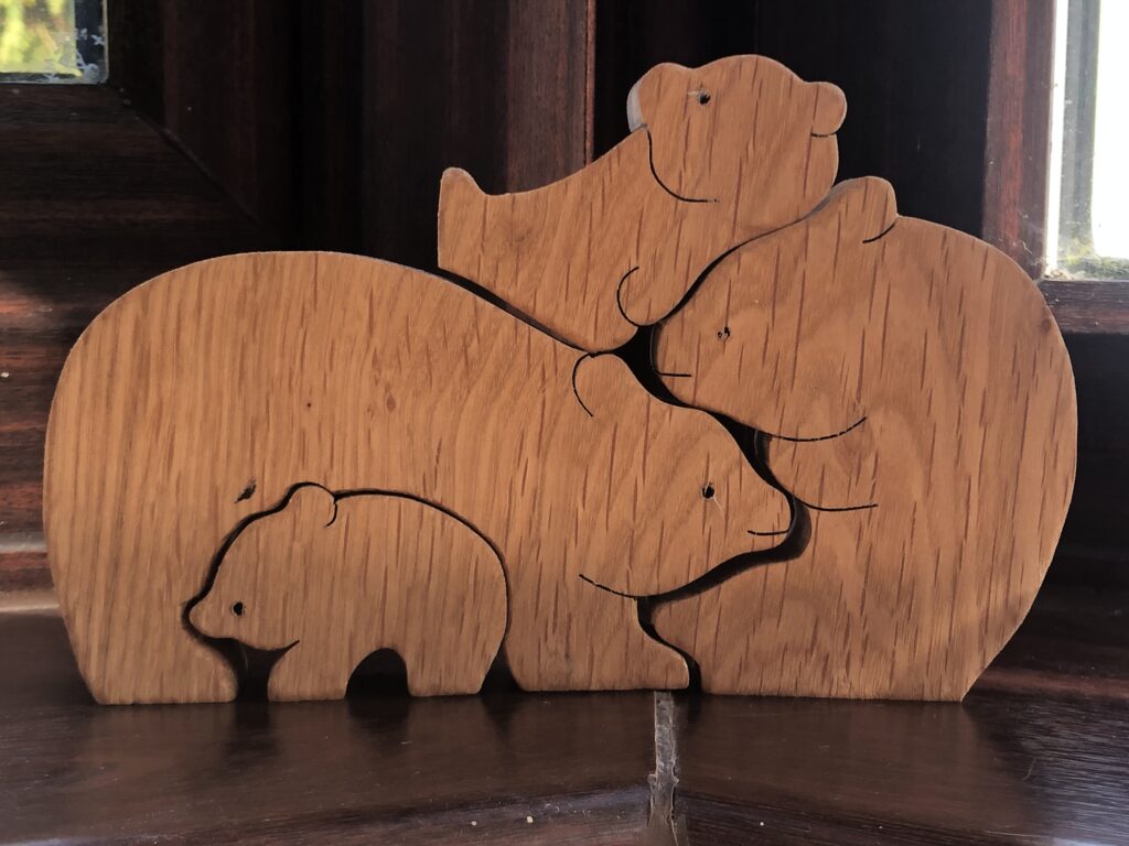 Family of Four Bears Animal Puzzle in Oak - Trinity WoodArt